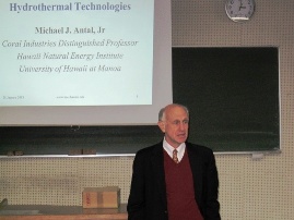 「海洋バイオマス利用に関する国際シンポジウム」が行われました | 広島大学