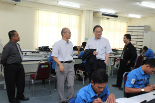 HU exchanges opinions with the Universiti Malaysia Sabah on the Phoenix ...